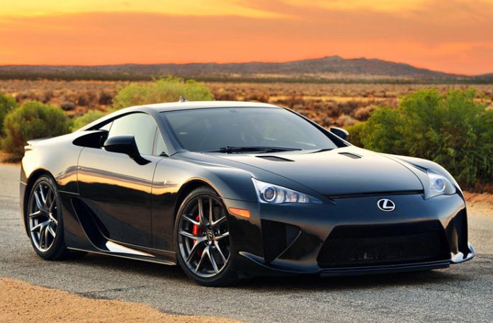 Modèle emblématique : Lexus LFA (2010-2012) - Stefane Girard